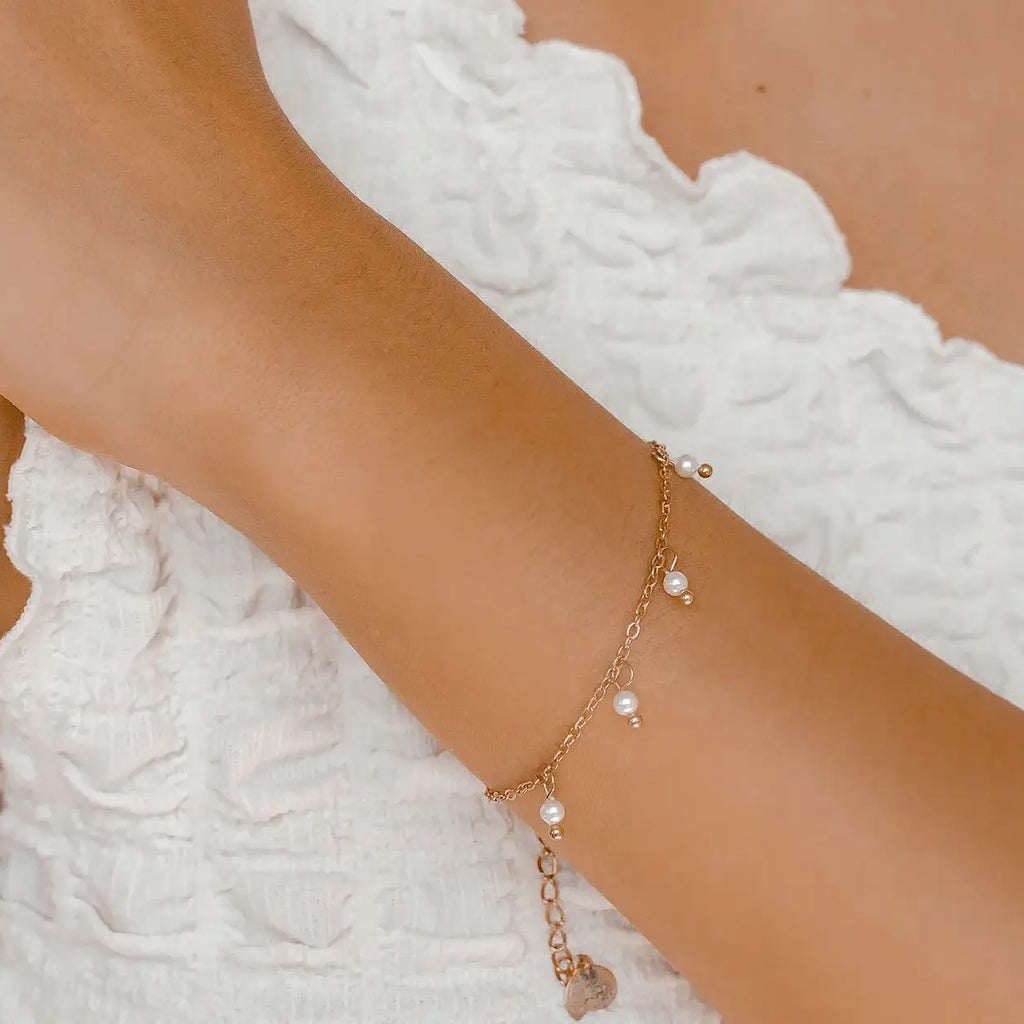 Pearl Bracelets 101 Guide – Hey Happiness