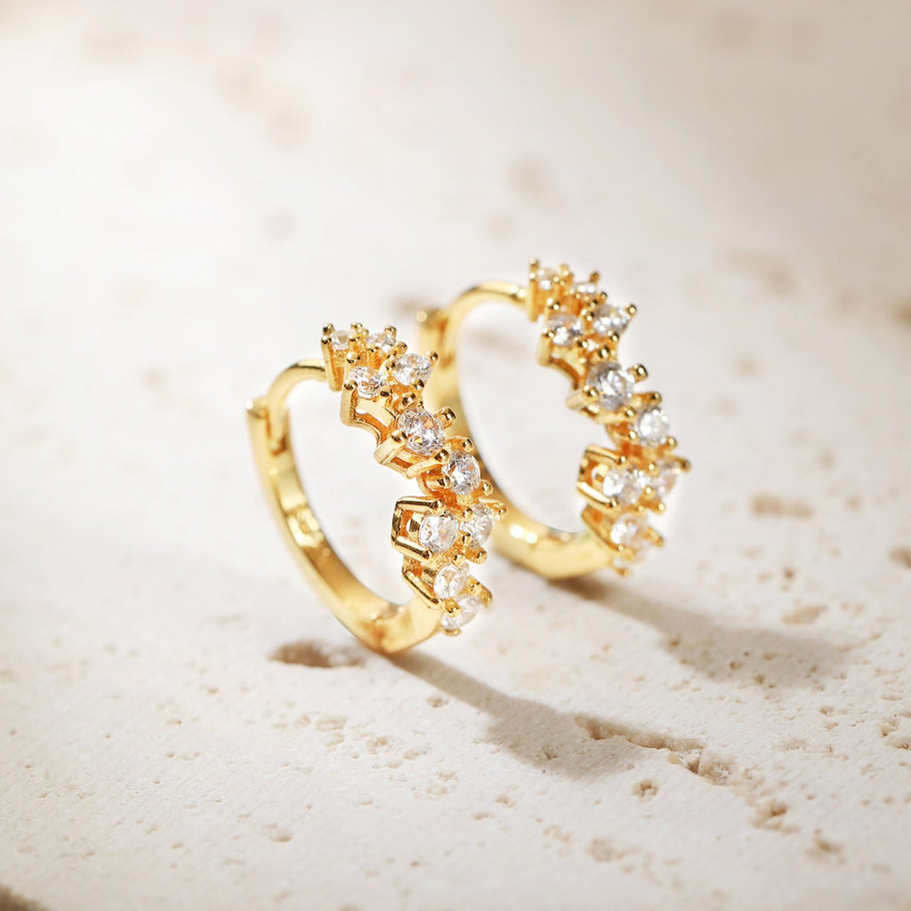 How to Stack Earrings for Multiple Piercings – Hey Happiness