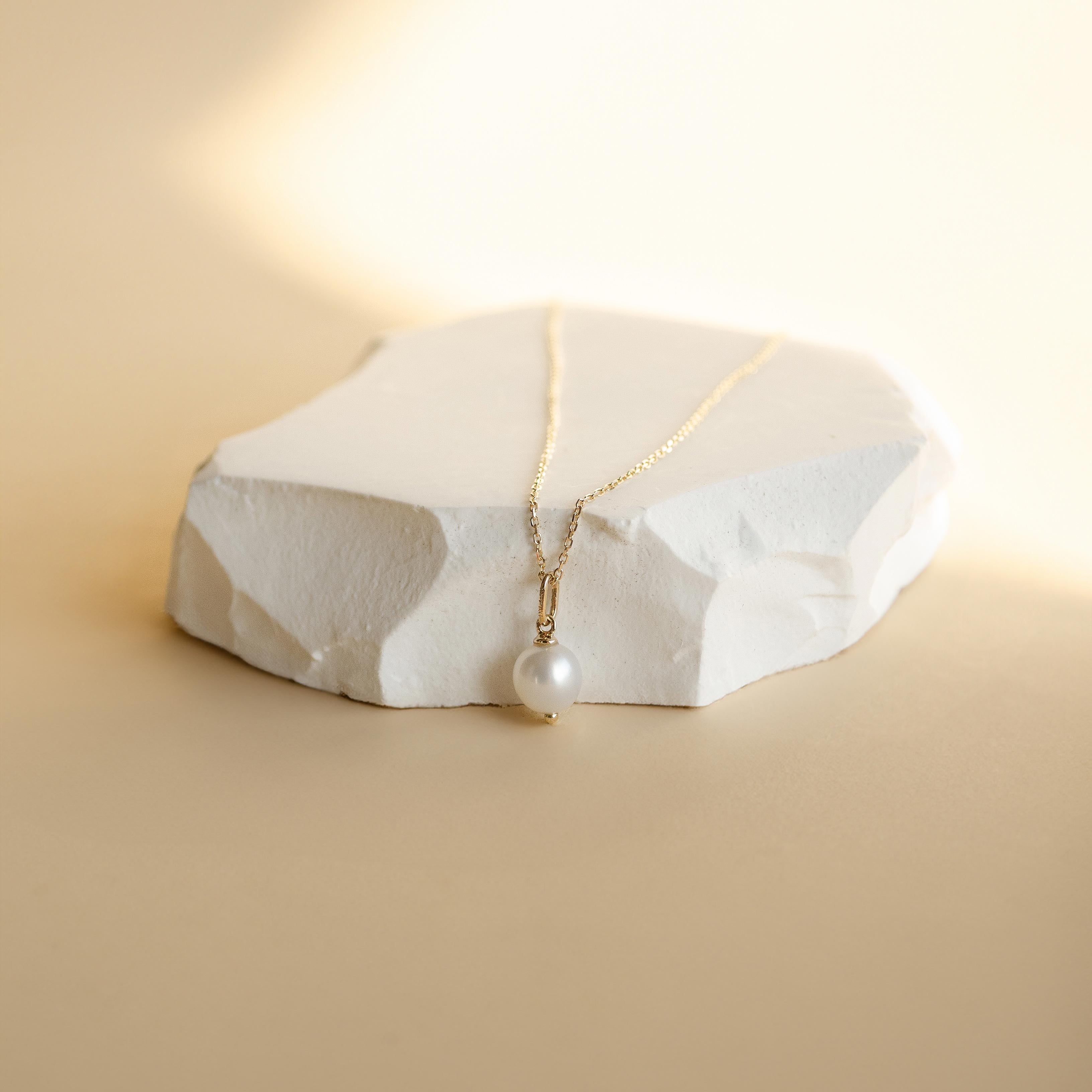 New Beginnings Pearl Pendant Necklace 14K Gold – Hey Happiness