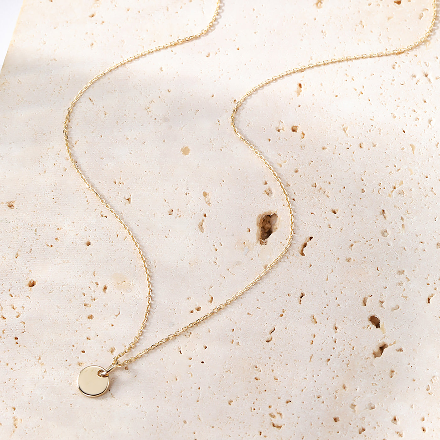 Ovala Pendant Necklace 14K – Hey Happiness