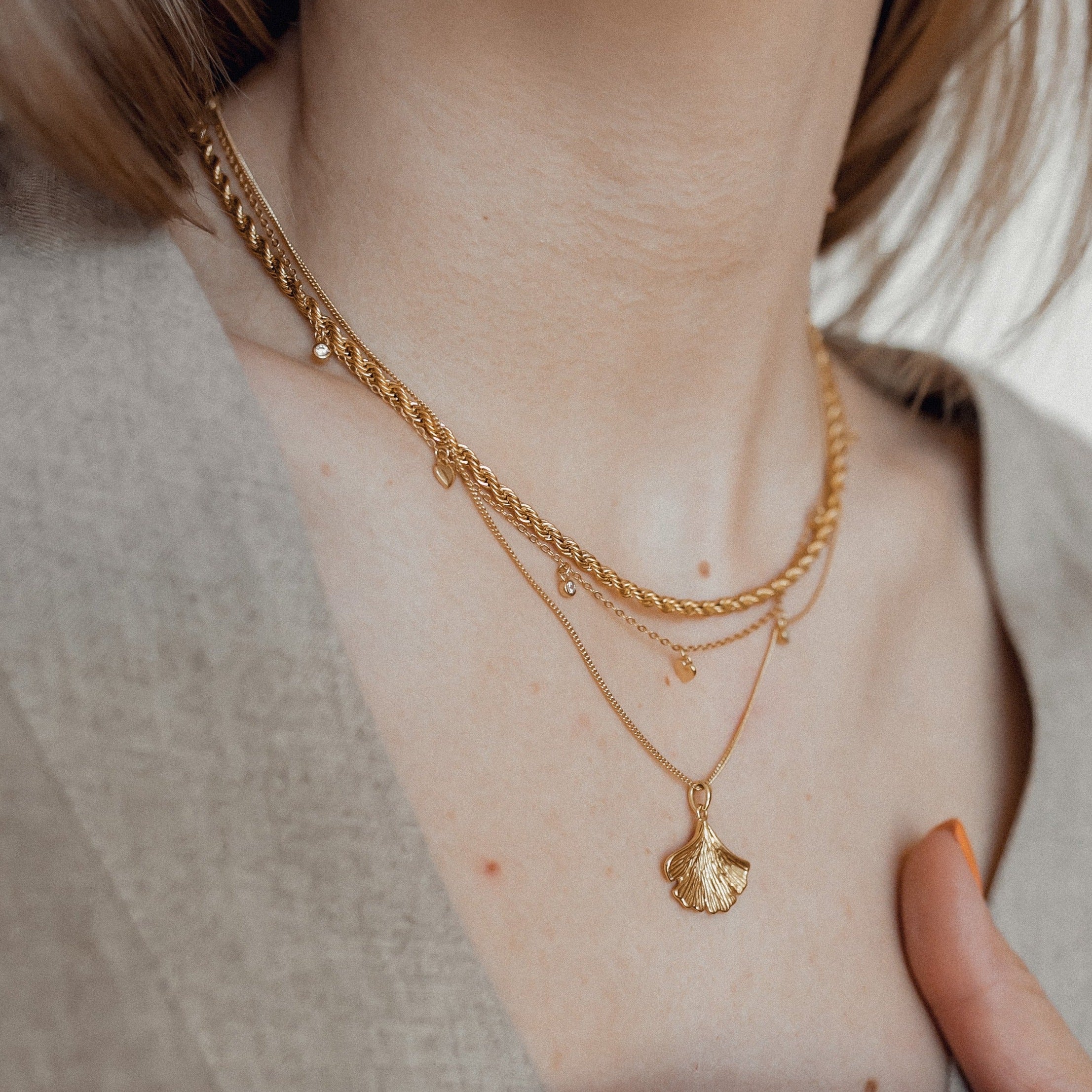 Thin Twist Chain Necklace Gold Hey Happiness